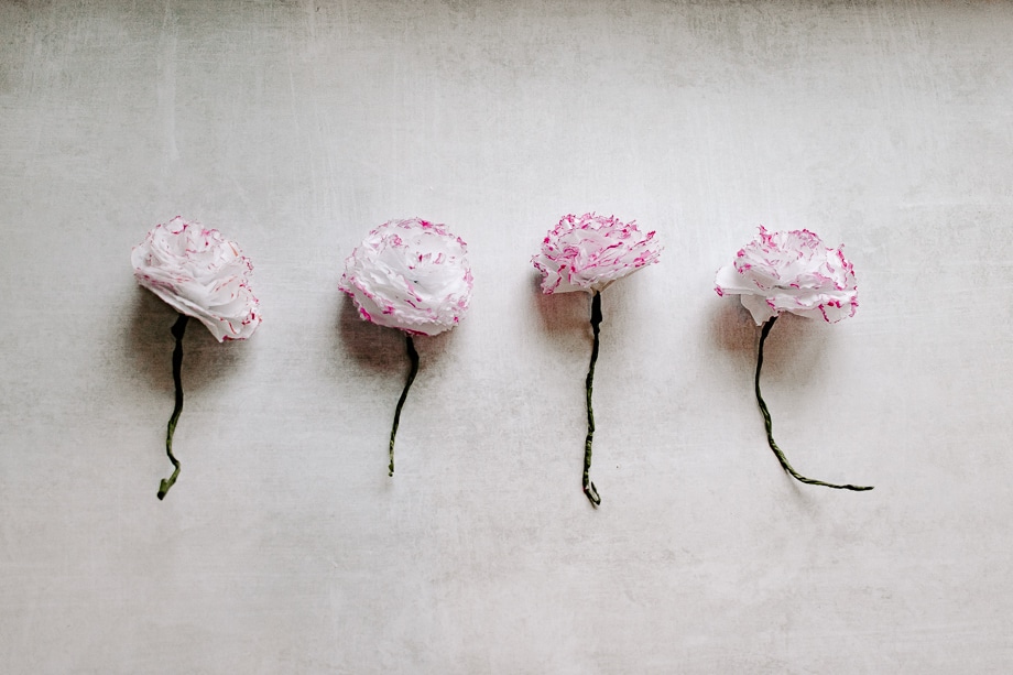 How To Make Paper Carnations From Tissue Paper Decor Hint how-to-make-paper-carnations-from-tissue-paper-decor-hint