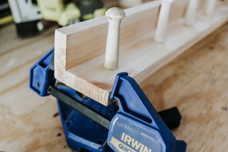 DIY Peg Rail: Two Ways To Build This Stylish Decor Piece!
