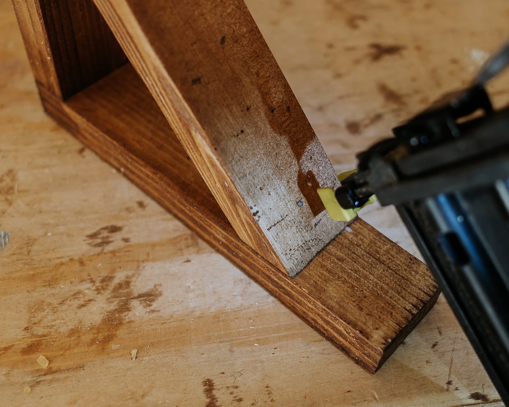 Easy, Rustic DIY Shelf Brackets - Decorhint - Decor + DIY