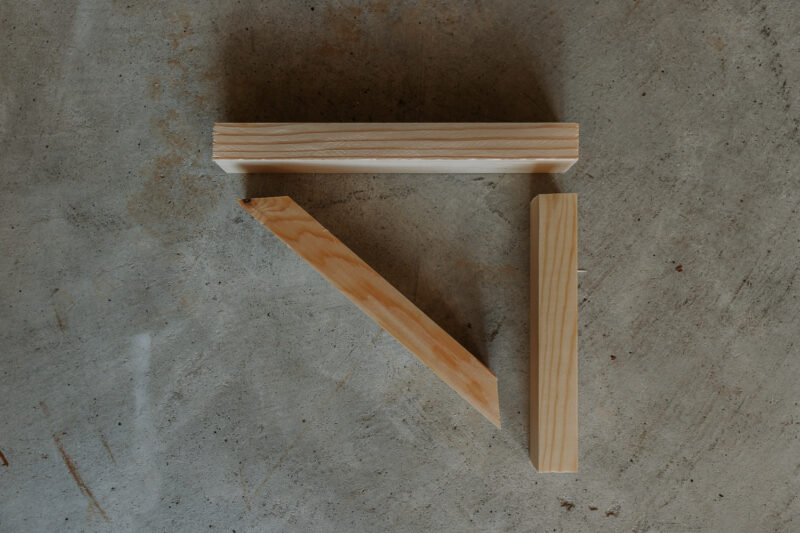 Easy, Rustic DIY Shelf Brackets - Decor Hint