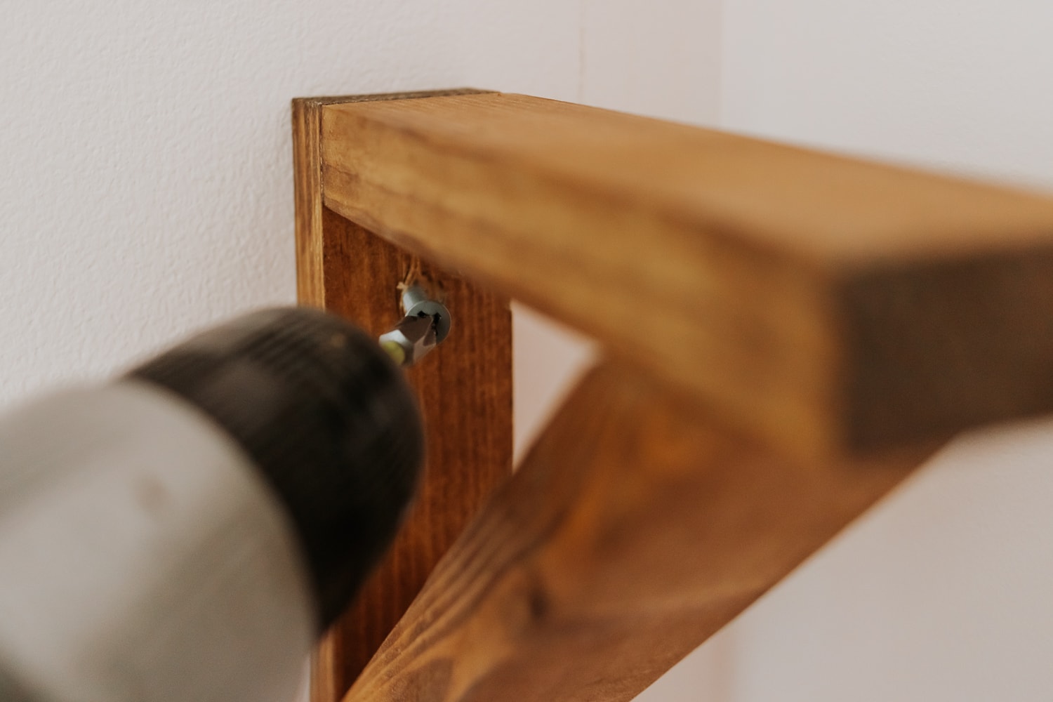 Easy, Rustic DIY Shelf Brackets - Decorhint - Decor + DIY