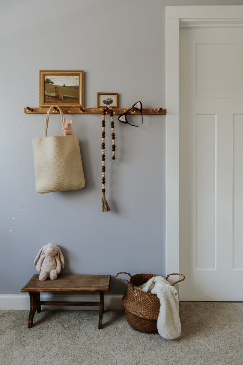 DIY Peg Rail: Two Ways To Build This Stylish Decor Piece!