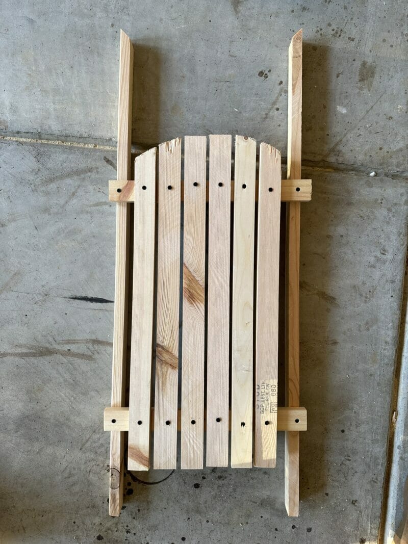 Easy DIY Wooden Sleigh Decoration - DecorHint