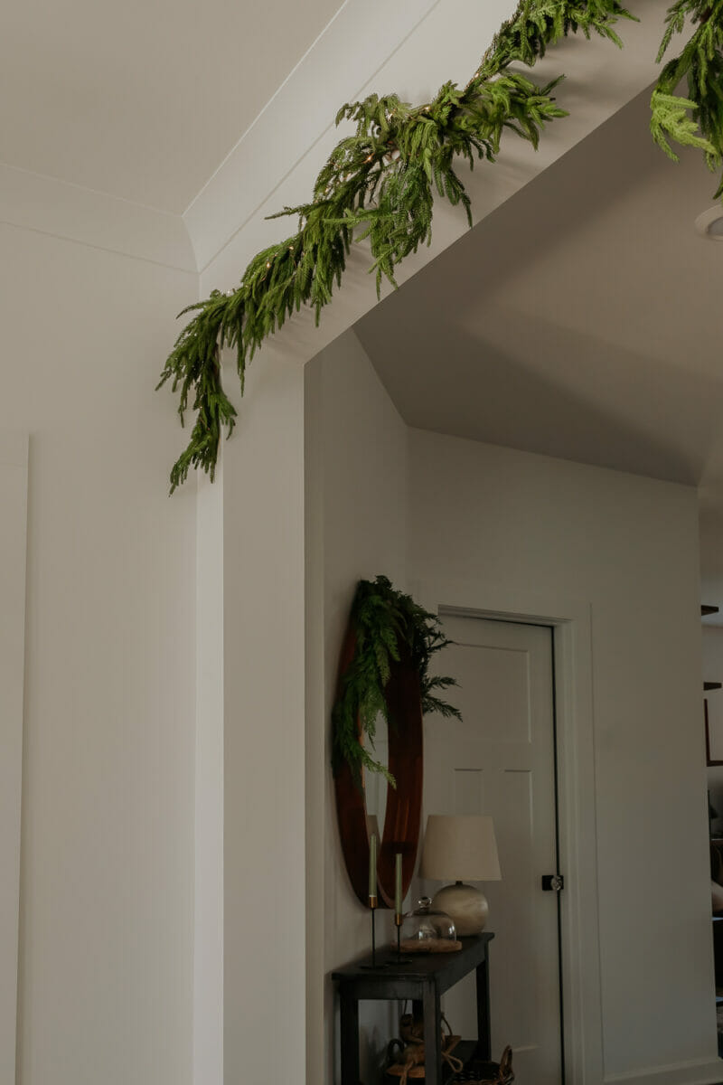 How To Decorate With Garland