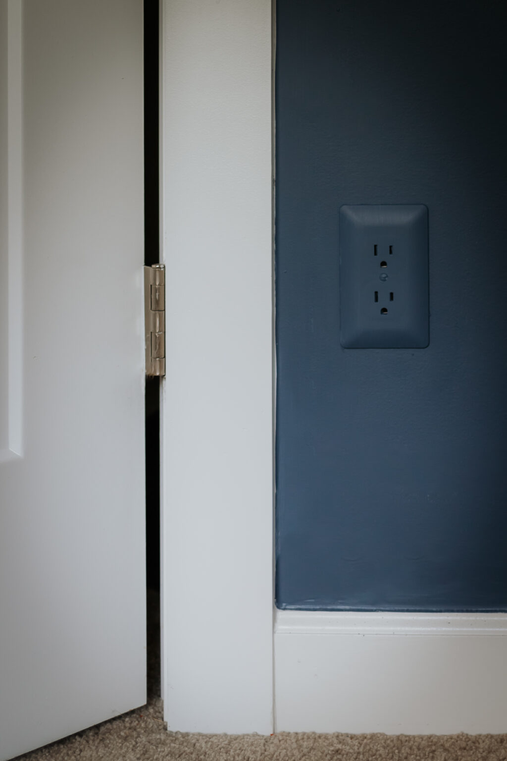 How To Paint Outlet Covers Perfectly (no Chipping)