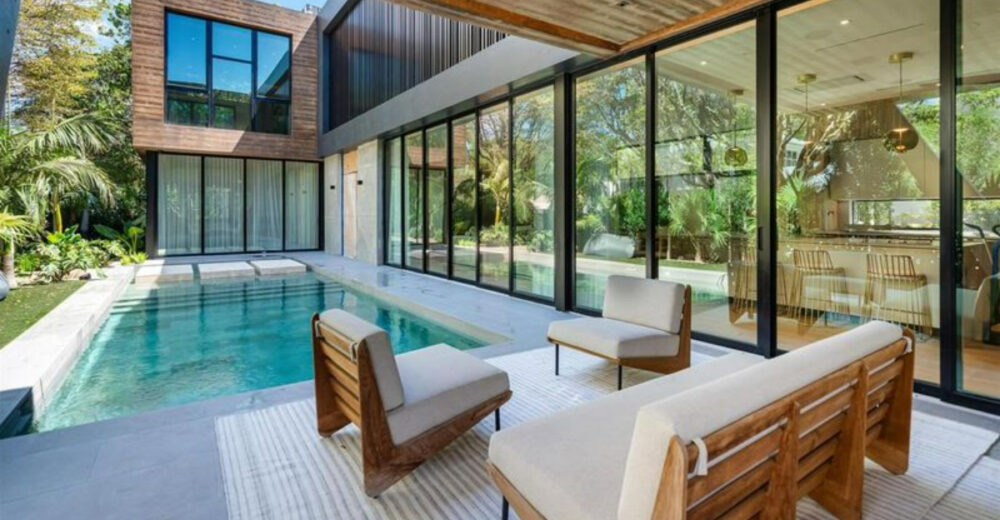 8 Miami Outdoor Spaces That Steal The Show