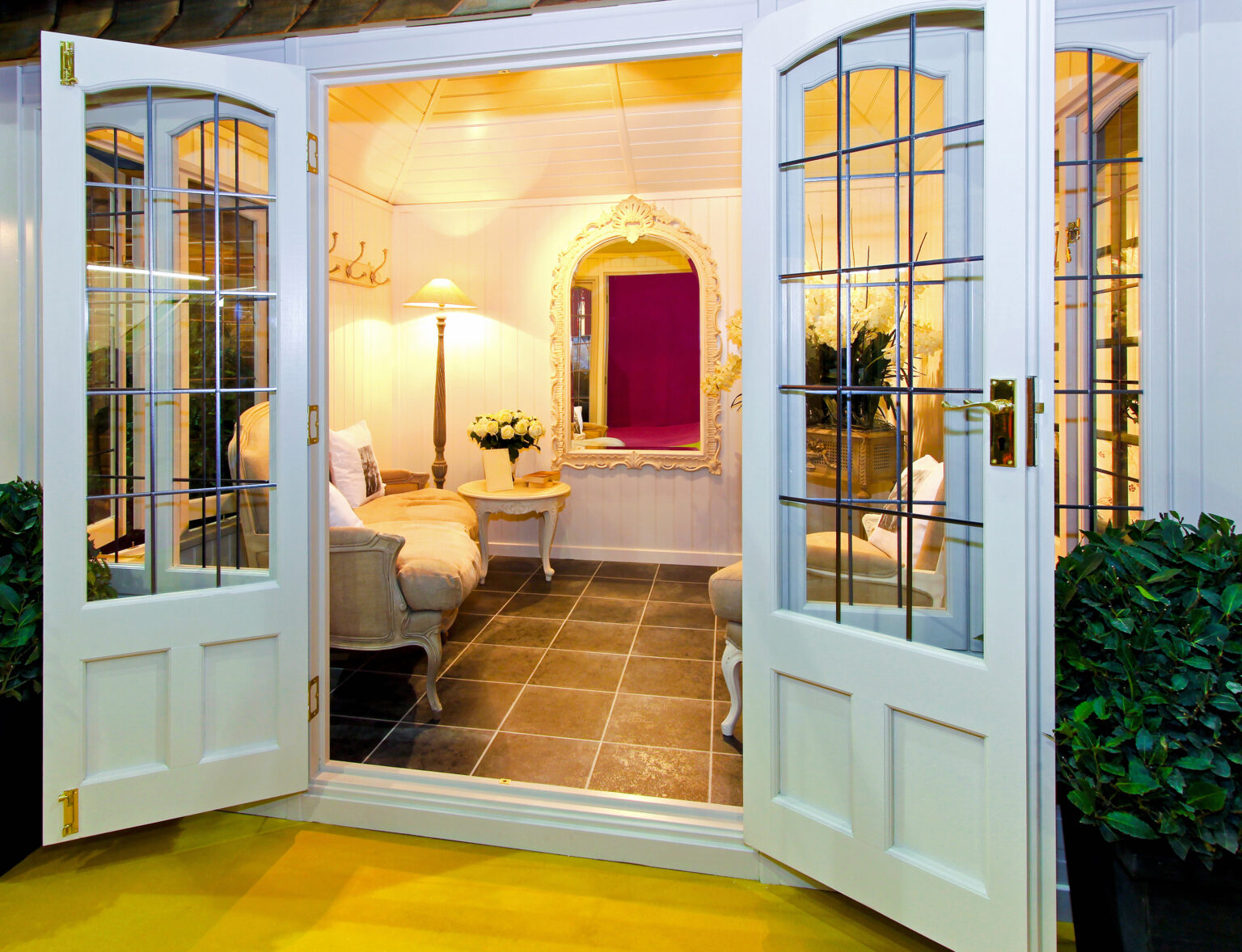 Vestibule Is An Older Entryway Design Trend That May Be Returning