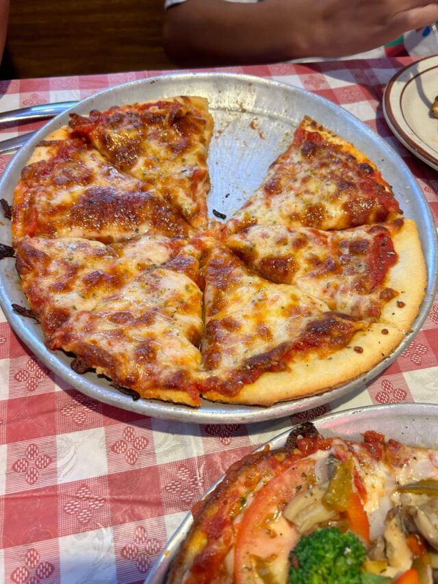 11 New Hampshire Pizza Spots Worth Every Mile
