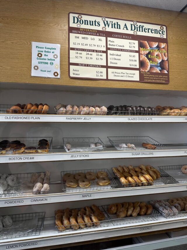 12 Must-Visit Donut Shops In Massachusetts That Are Worth The Road Trip