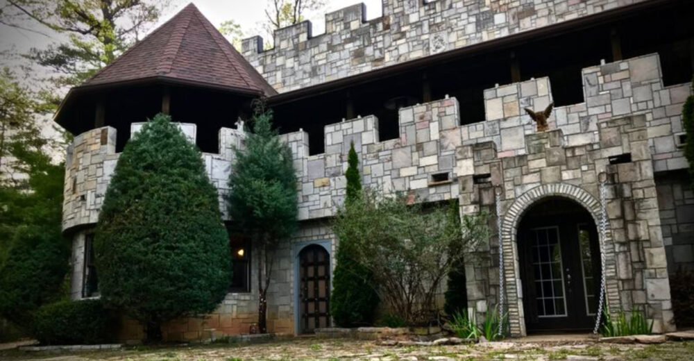 This Charming Castle Is One Of North Carolina's Best-Kept Secrets