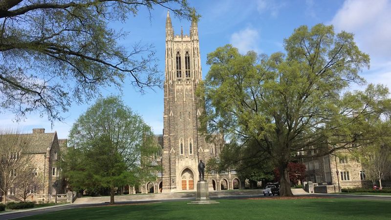 9 North Carolina College Campuses That Are Beautiful Enough For A Walk