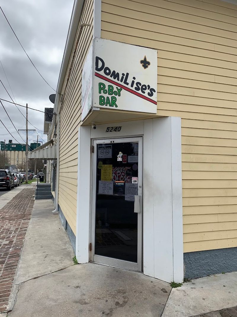Louisiana Has A Po'Boy Shop Where The Roast Beef Is So Loaded That ...