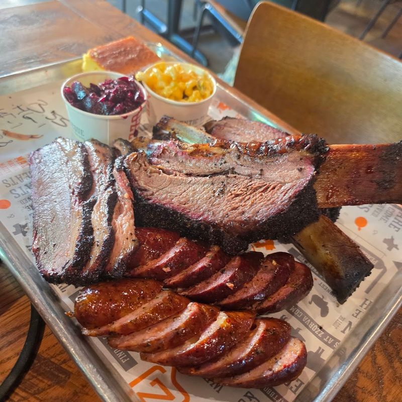These Virginia Spots Keep Running Out Of Food Before Closing Time