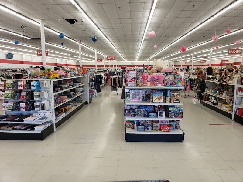 10 Thrift Stores In Ohio So Huge You Might Lose Track Of Time Inside