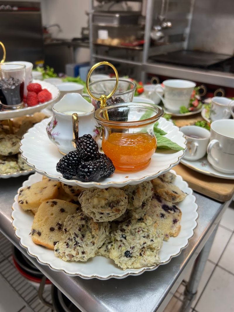 12 Places In Kentucky That Still Serve Tea And Scones The Way You Remember