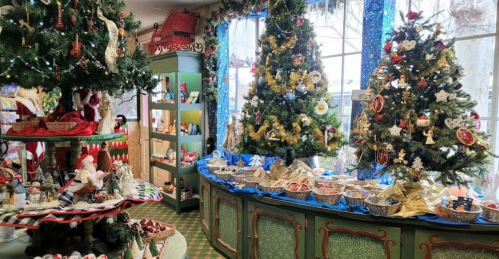 California's Year-Round Christmas Shop Makes A Danish Village Feel ...
