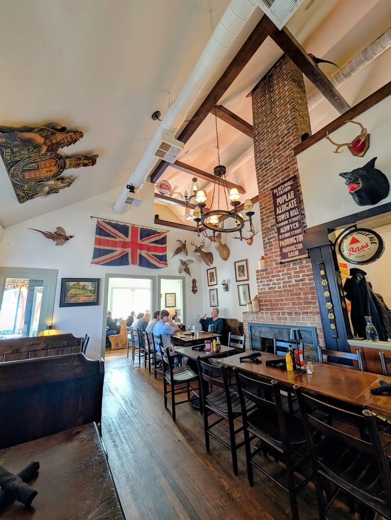 The 15 Best British Food Spots In Georgia For Traditional Pub Classics ...