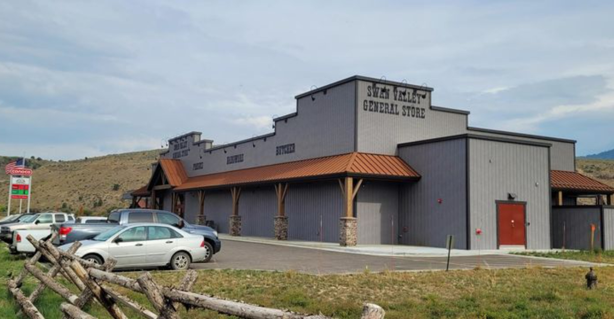 This Idaho General Store Serves Hot Specials, Hand Pies, And Made-To ...