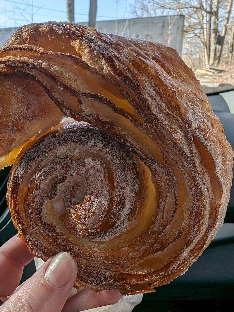 This Maine Bakery Has Become A Favorite For Cinnamon Roll Fans