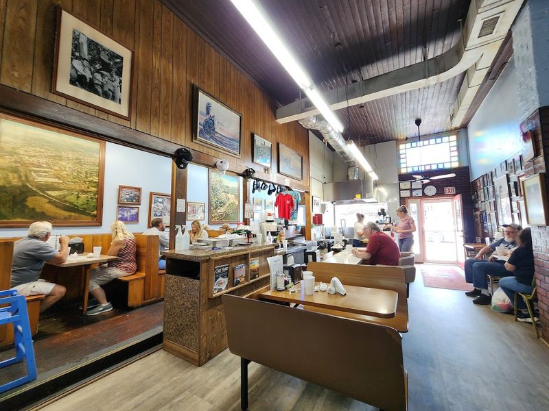 This Unassuming North Carolina Lunch Counter Serves A Pork Chop ...