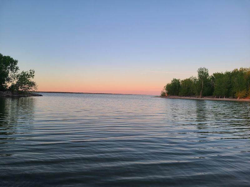 A White-Sand Beach In Nebraska Feels Like A Prairie Oasis Hiding In ...